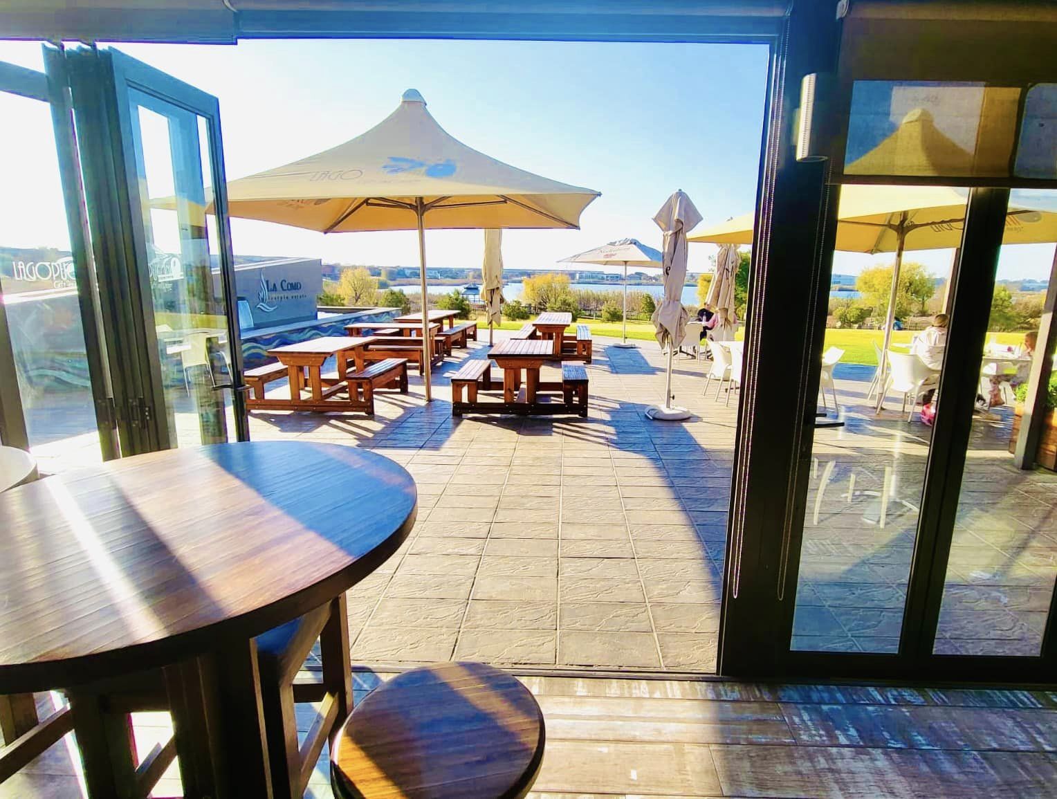 Gallery – Lago Puccini Cafe & Lounge